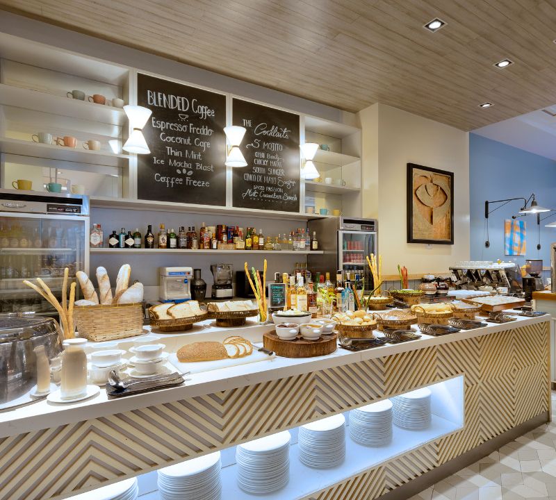 Dining Cafesummit | Summit Hotels and Resorts