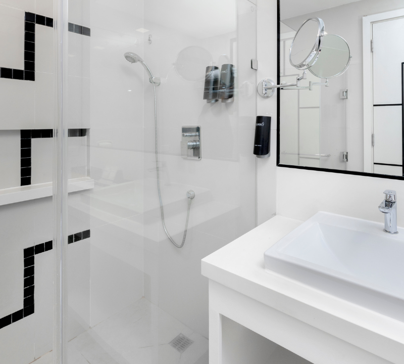 Summit Hotel Magnolia Deluxe King | Summit Hotels and Resorts