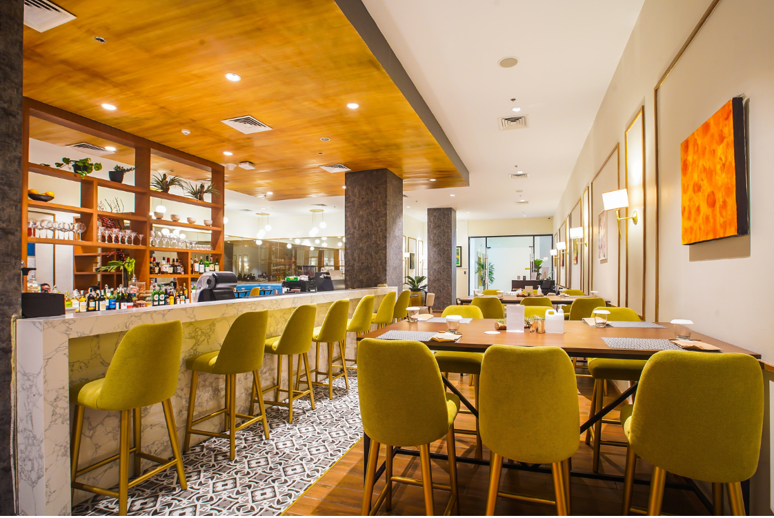 Dining Cafesummit | Summit Hotels and Resorts